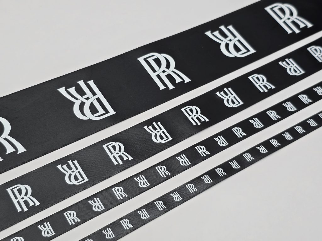 Steps to Design Your Logo on a Ribbon | ThirtySevenWest